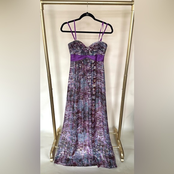 BCBGMaxAzria | Dresses | Bcbg Maxazria Formal Wedding Guest Dress ...